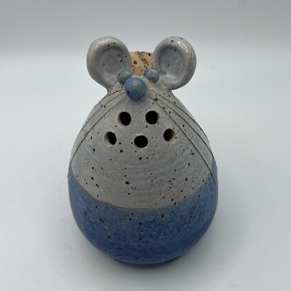Unk | Dining | Signed Ceramic Pottery Mouse Cheese Shaker | Poshmark